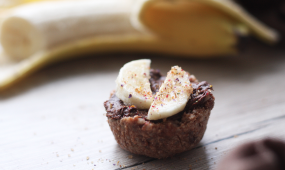 Molinos de granos | Miobio - RAW Chocomole cupcake @foodturo